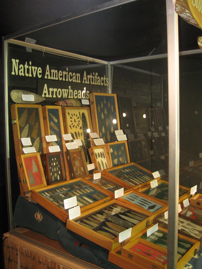 Native American Artifacts Arrowheads | Stones and Bones Traveling Museum